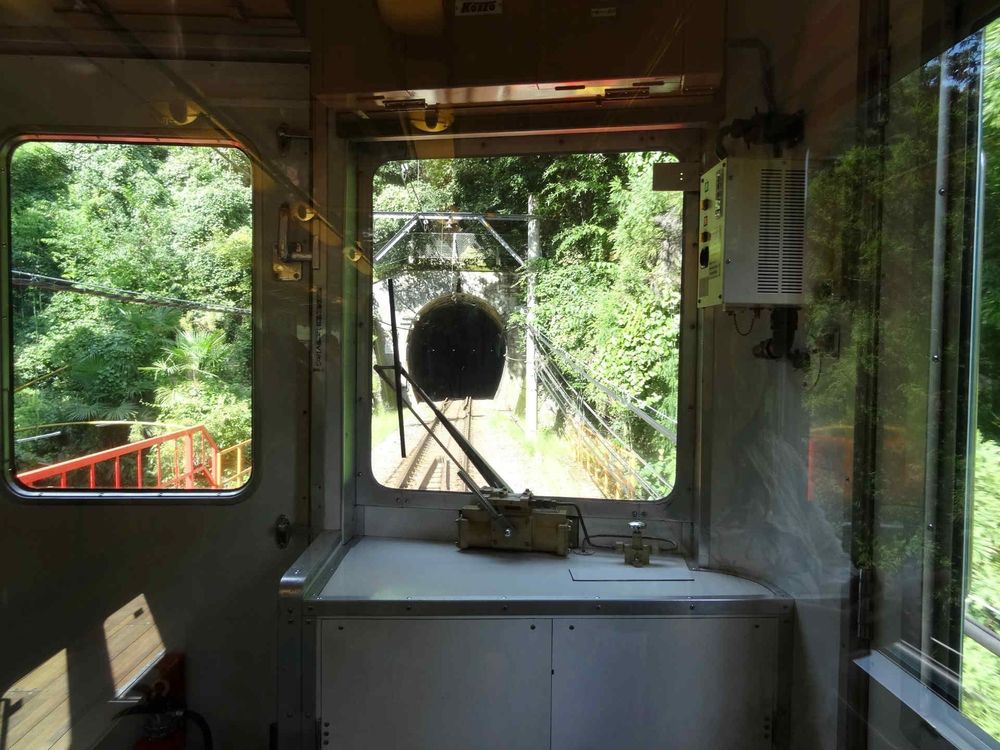 The Most Incredible Sightseeing Trains In Japan | Rough Guides