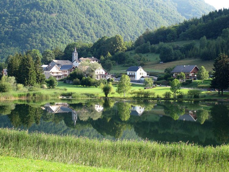 Chilling out in Aix-les-Bains, France’s ultimate spa town | Rough Guides