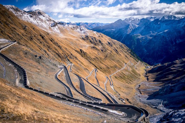 15 Of The World’s Most Extreme Drives | Rough Guides | Rough Guides