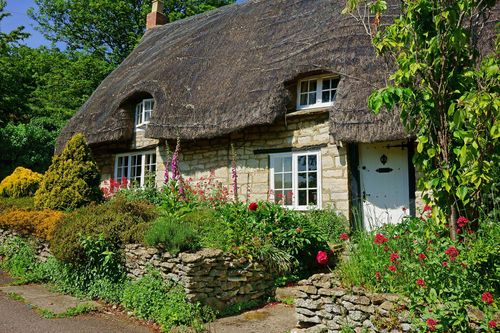 12 Prettiest Cotswolds Villages To Visit | Rough Guides